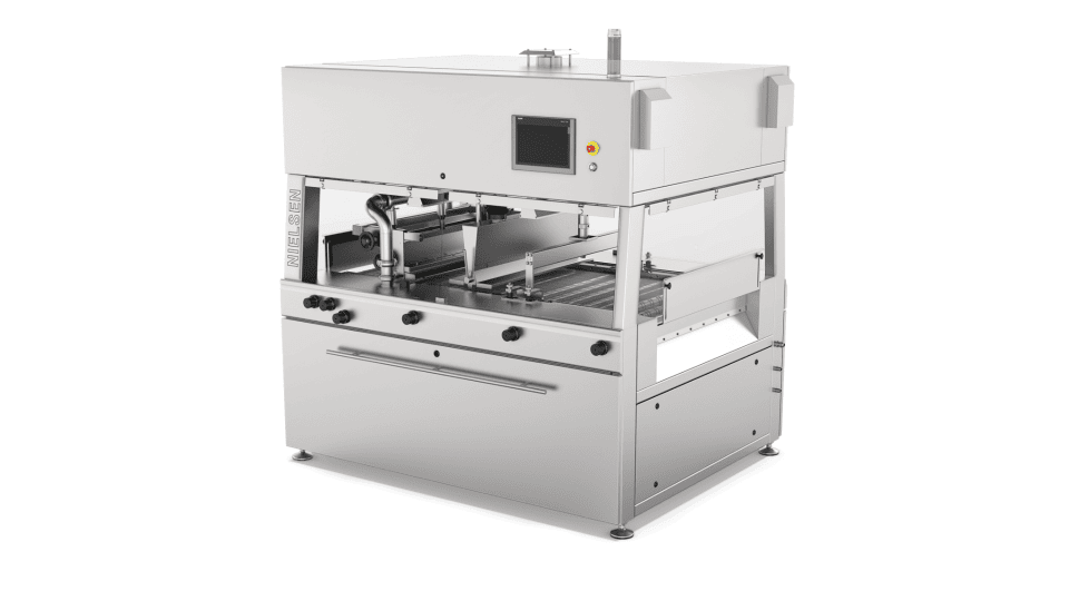 Aasted Master Enrober: Precision and Flexibility in Chocolate Enrobing